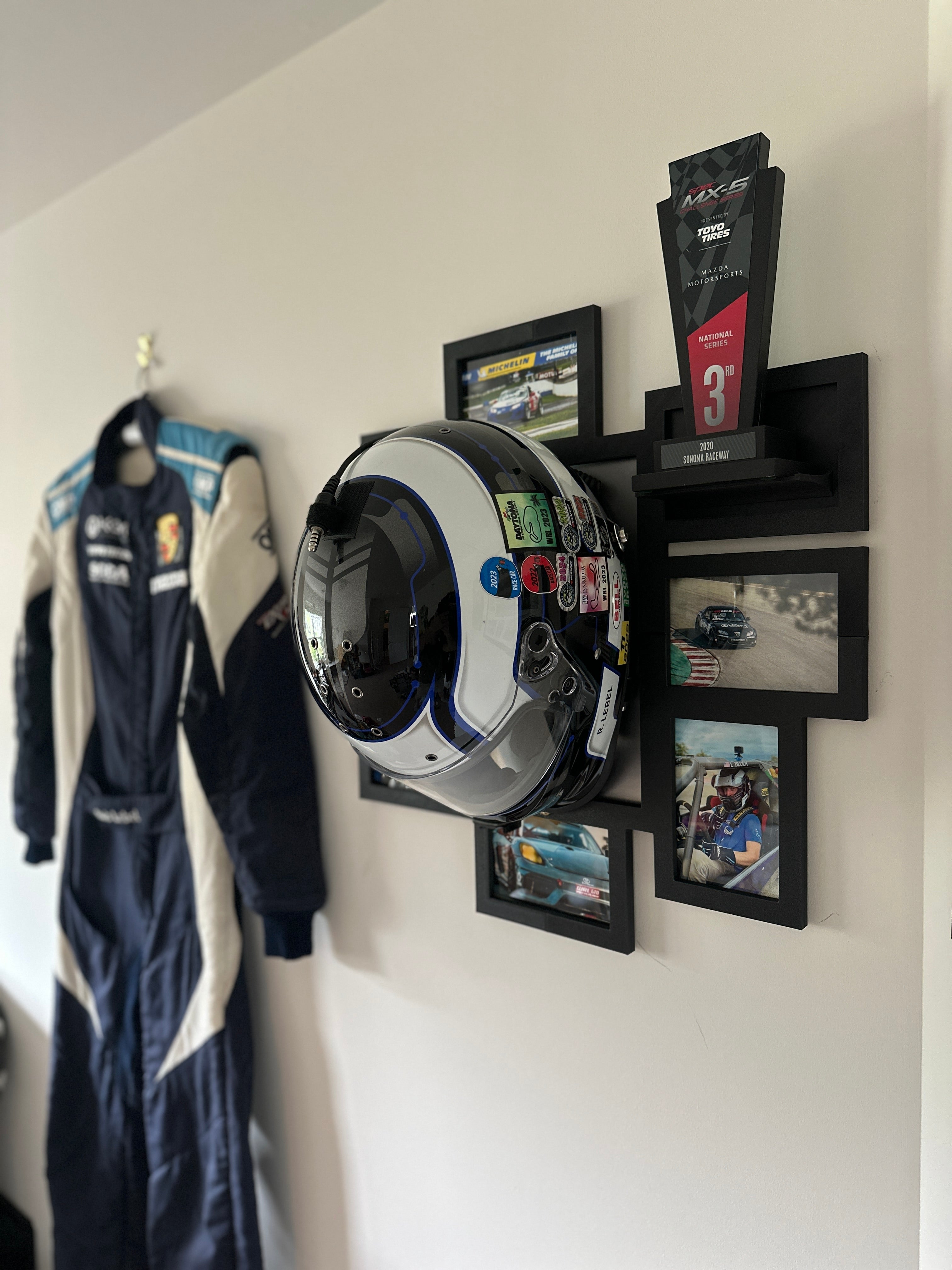 Brain Bucket Display - Premium [Build to order] – Brain Bucket Displays